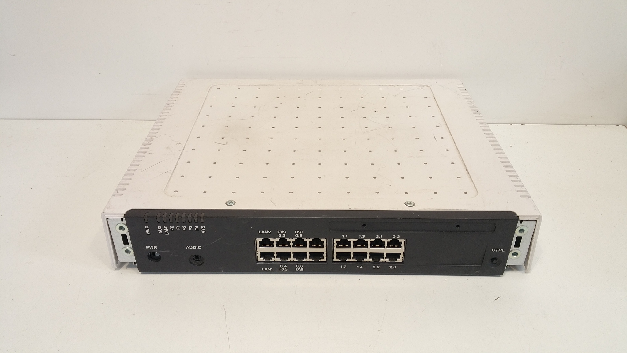 Adva FSP150-GE102Pro(EFMH) Fibre Channel Hub Switch – Refurbit Store